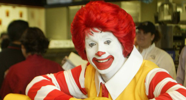 Des gastronomes piégés avec du McDo ! [VIDEO]