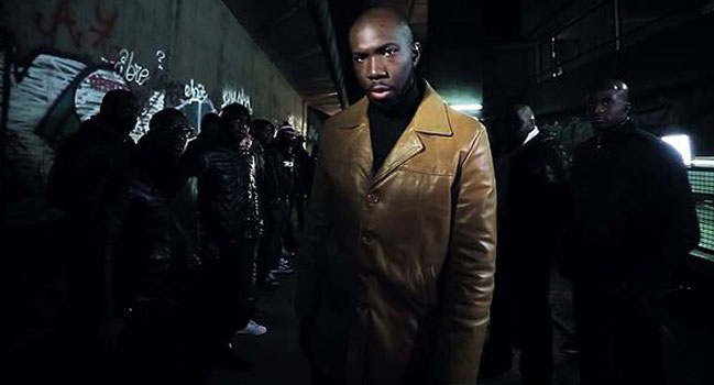 Escobar Macson présente son nouveau clip « Makila Mizik » ! [VIDEO]