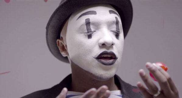 Soprano joue au clown ! [VIDEOCLIP]