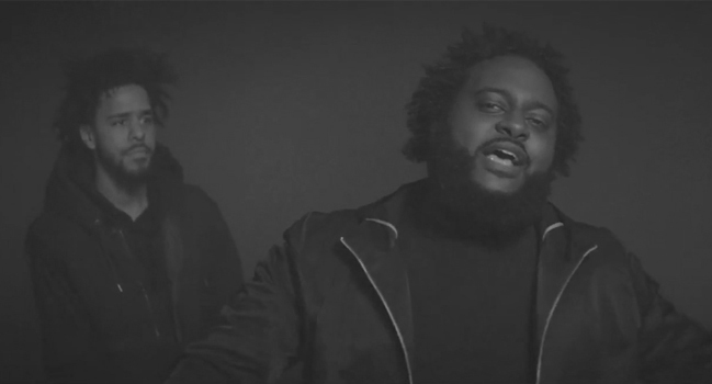 Bas et J. Cole balancent la vidéo « Night Job » ! [CLIP]