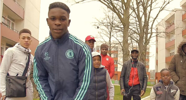 Danik fait le buzz avec « EA Sports Startsténagame » ! [VIDEOCLIP]