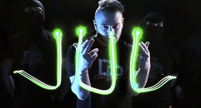 JUL dévoile un clip inédit et annonce son nouvel album ! [VIDEO]