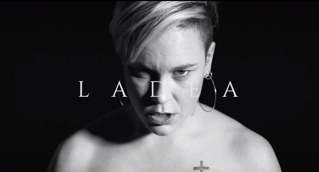 Ladea revient avec « ï » ! [VIDEOCLIP]