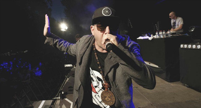 Rockin'Squat envoie du « S.A.L » sur des rythmes brésiliens ! [SON]