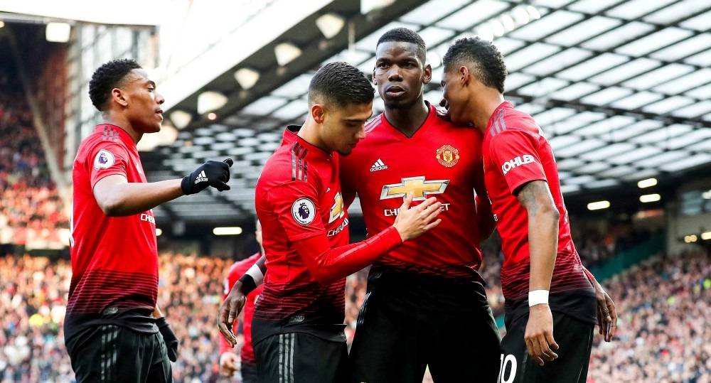 Deviens le CM de Manchester United et gagne 9 500 euros par mois