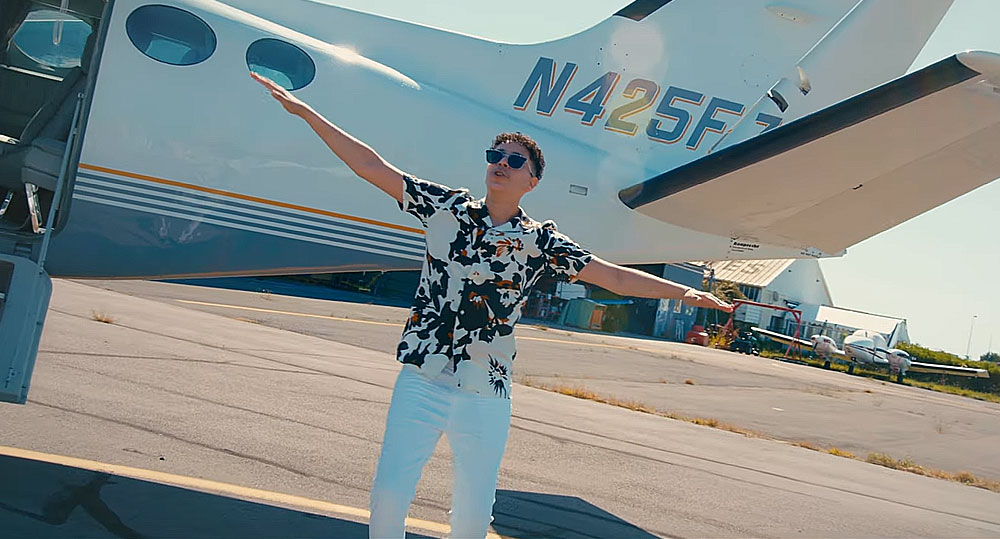 Biwai reprend ABBA dans « Je Fly » [VIDEOCLIP]