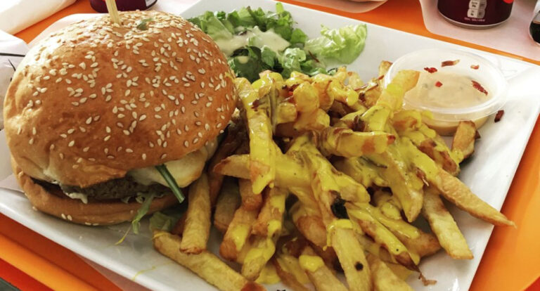 En France, La capitale du fast-food est...