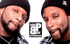 2Bal monte sur scène