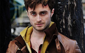 Harry Potter se laisse pousser des cornes (PHOTOS)