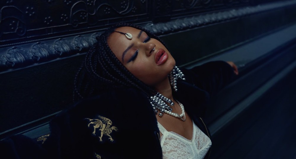 Lakna livre « De l'or », son nouveau single