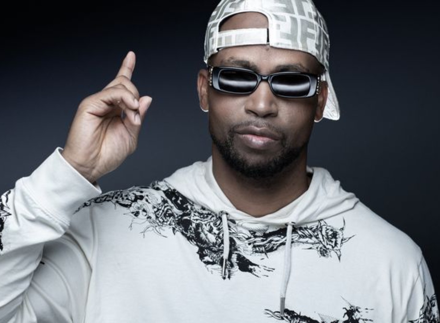 Rohff : son album Le Code de l'honneur bientôt dispo sur les ...