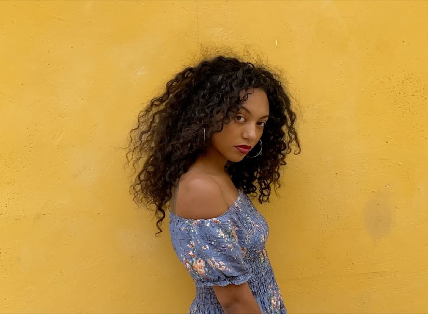 Elijah Rose dévoile son EP Quelques secondes