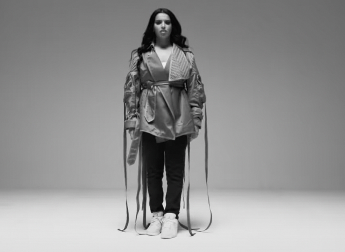 Imen ES célèbre la sortir de son album avec Fantôme