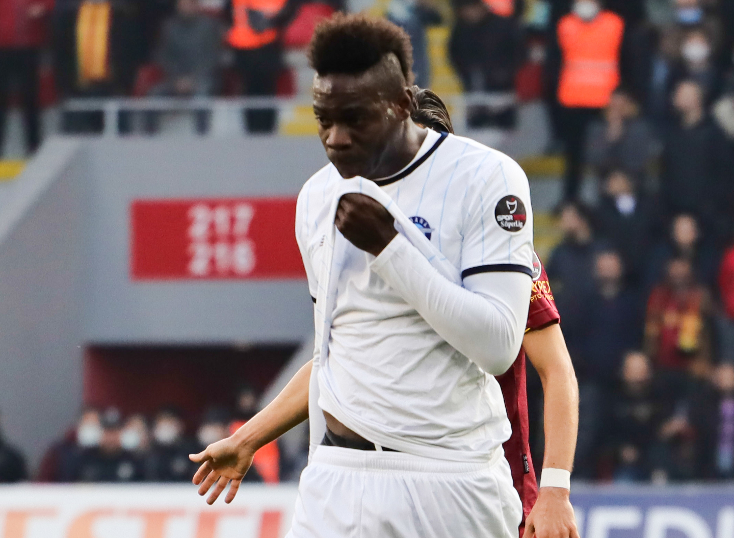 Mario Balotelli bientôt de retour dans un ambitieux club de Premier ...