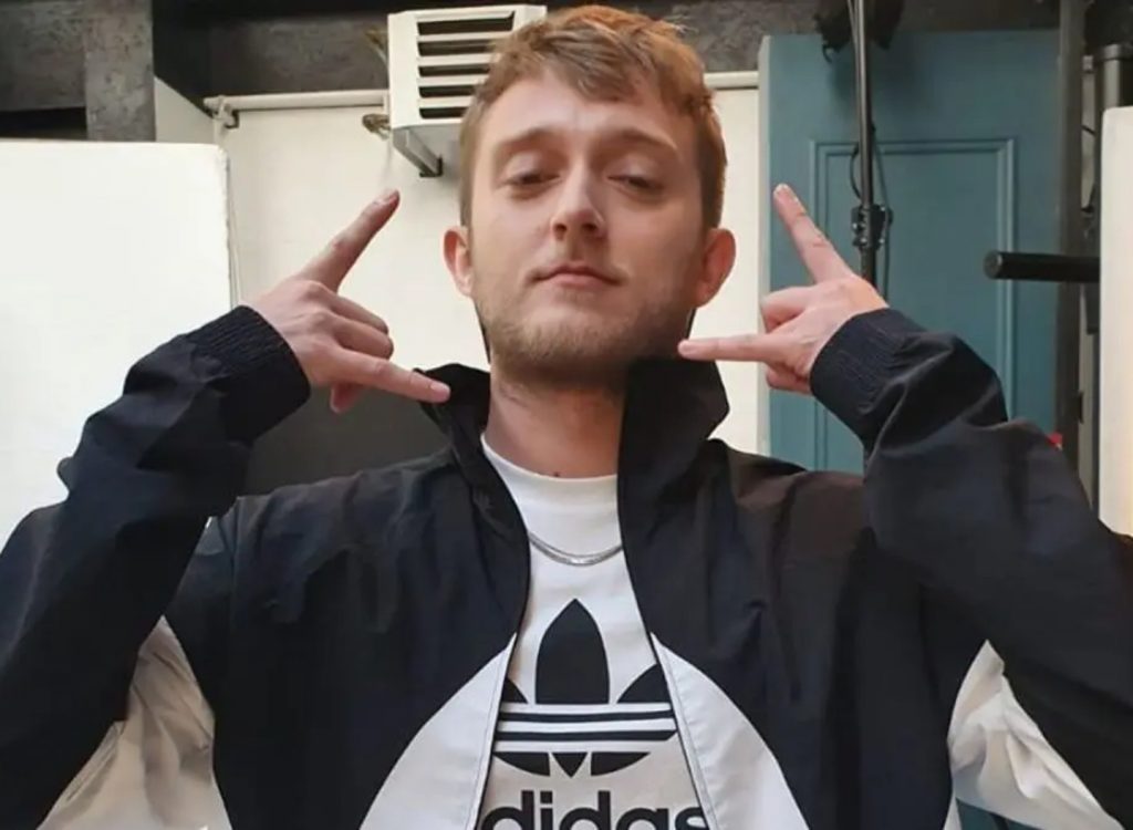 Vald : V signe le septième meilleur démarrage rap depuis 2013