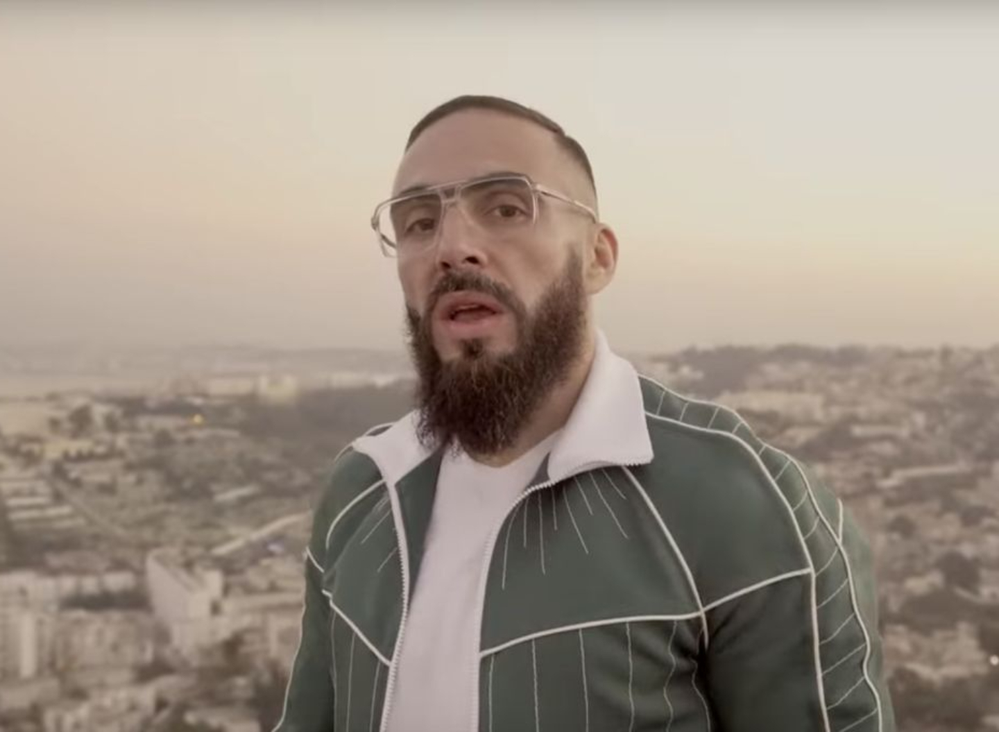 Médine dévoile la cover et la date de sortie de son futur album