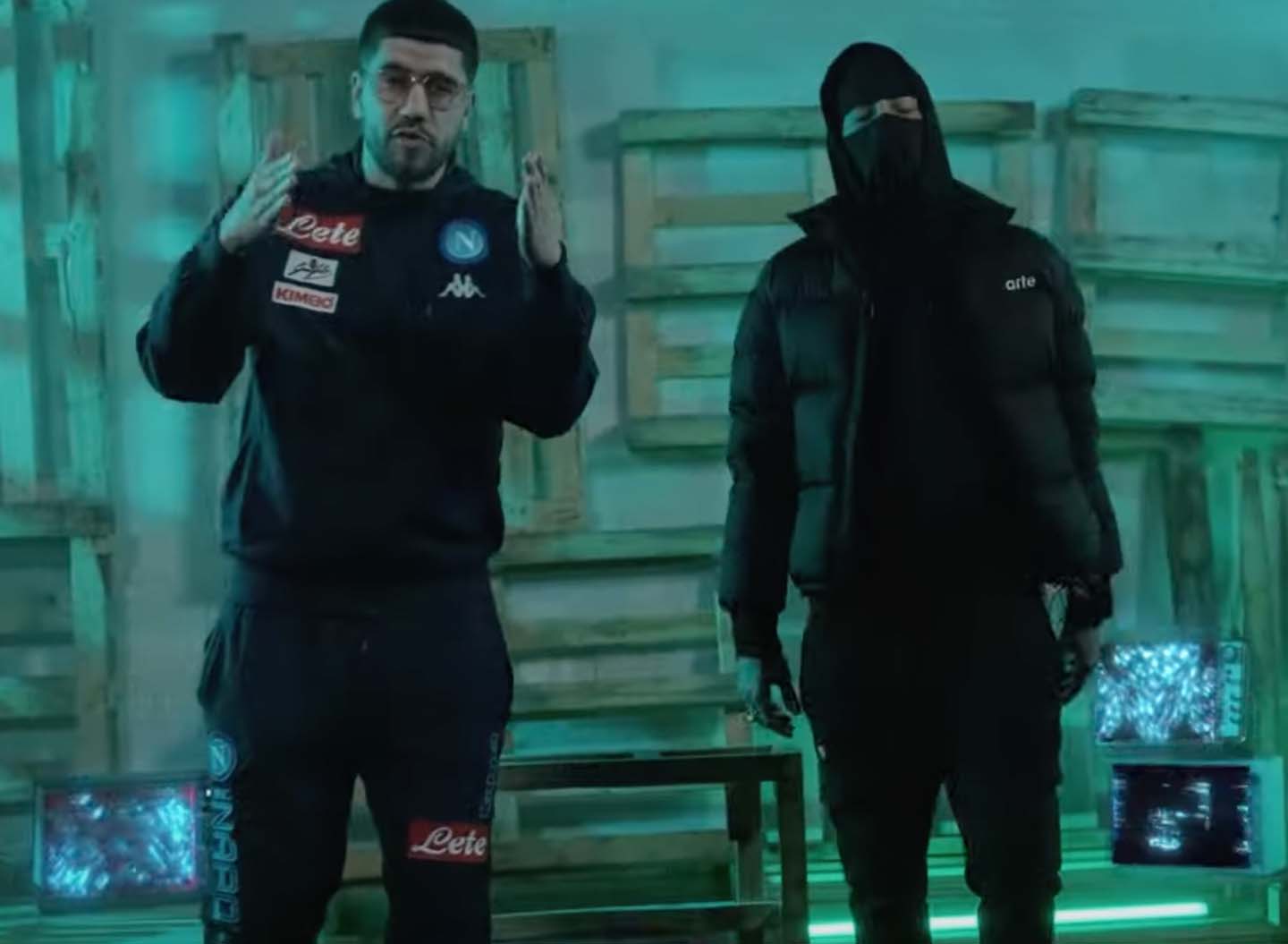 Veerus et Freeze Corleone ont juste besoin de mallettes de Cash