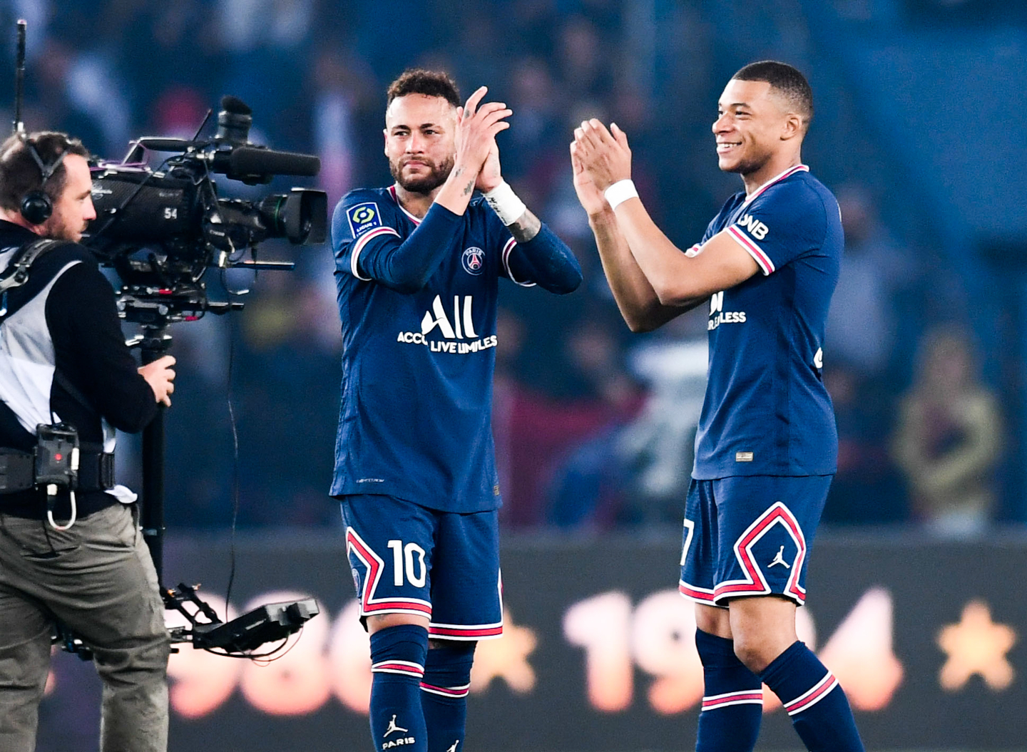 Mbappé : « On n'est personne pour obliger les fans à fêter le titre