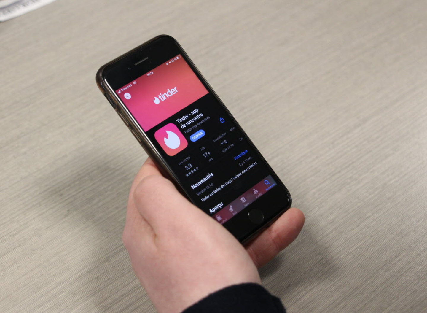 Tinder : une IA se charge de décrocher des rendez-vous galants à votre ...