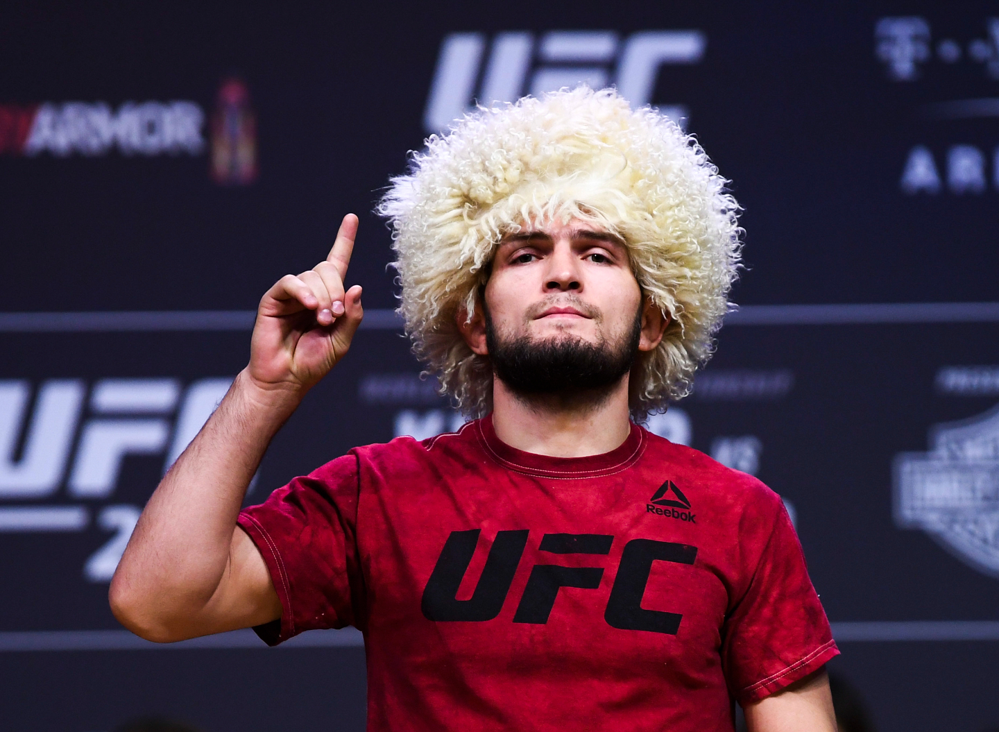 Une légende du MMA dévoile comment battre Khabib Nurmagomedov