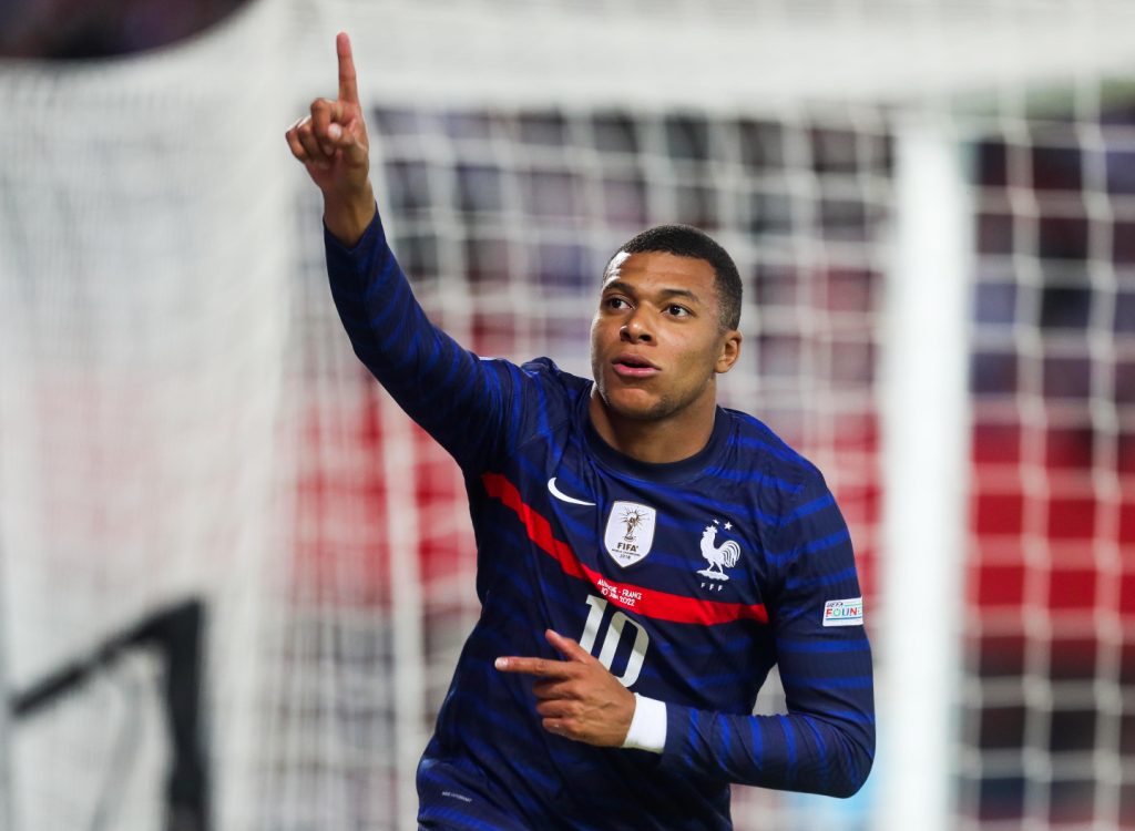 Kylian Mbappé fait céder la FFF dans l'affaire des droits à l'image