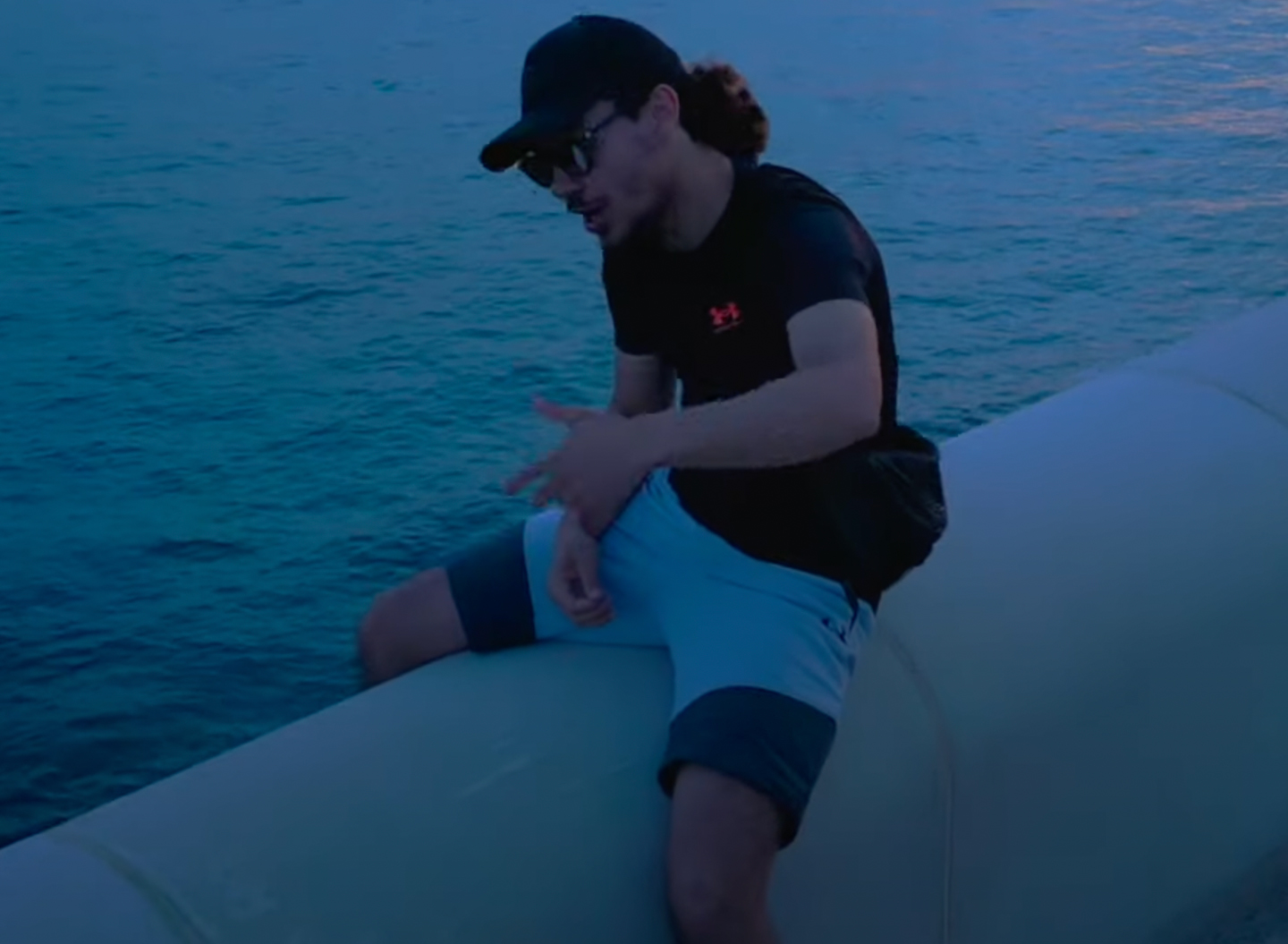 Cacou oublie tout dans Le J