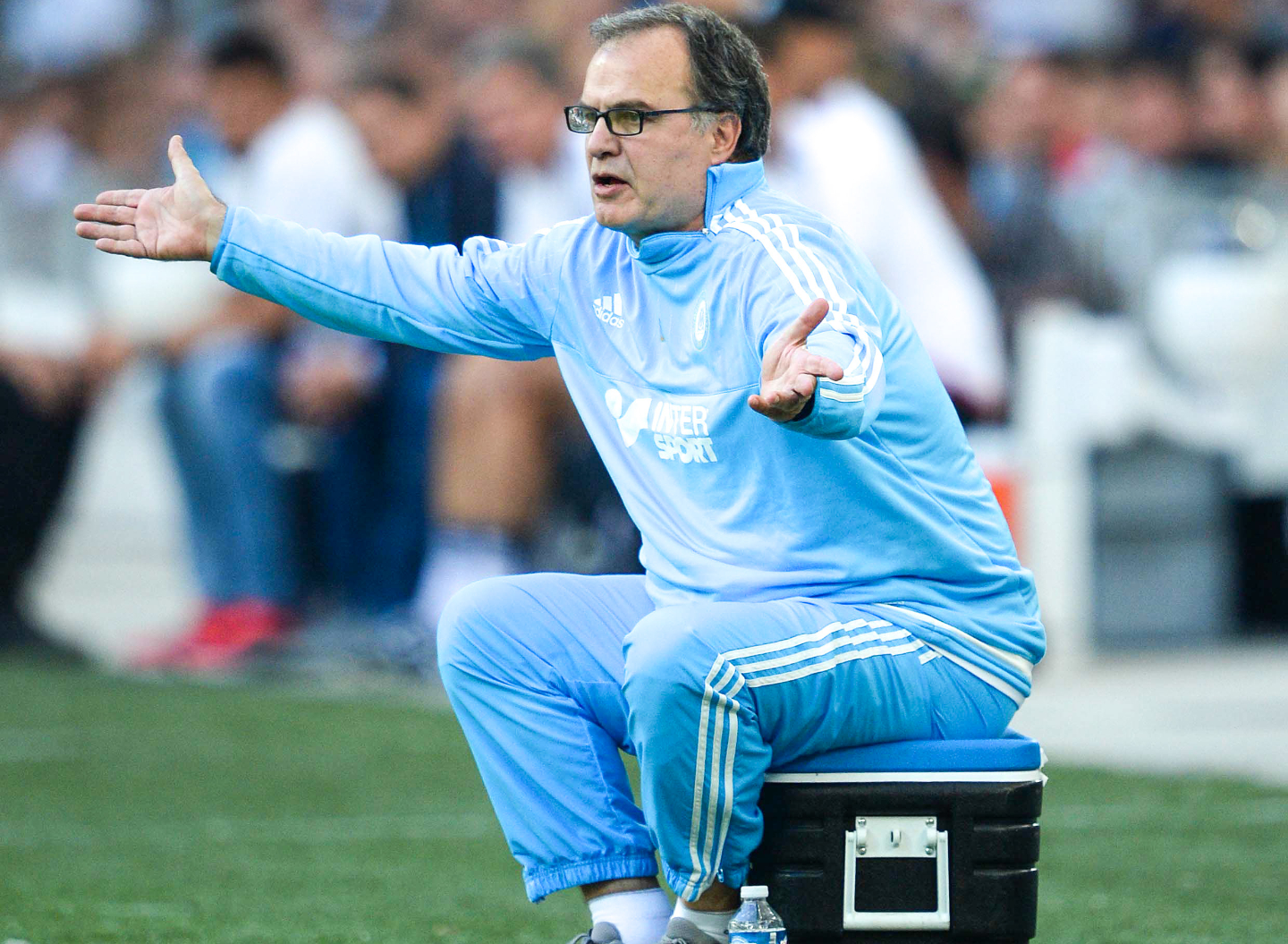 Sept ans après, Marcelo Bielsa réclame 3 millions d'euros à l'Olympique ...
