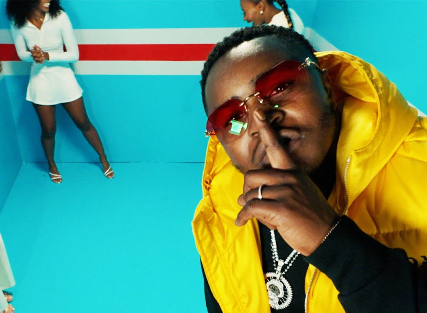 Landy est un Papi Chulo dans son dernier clip