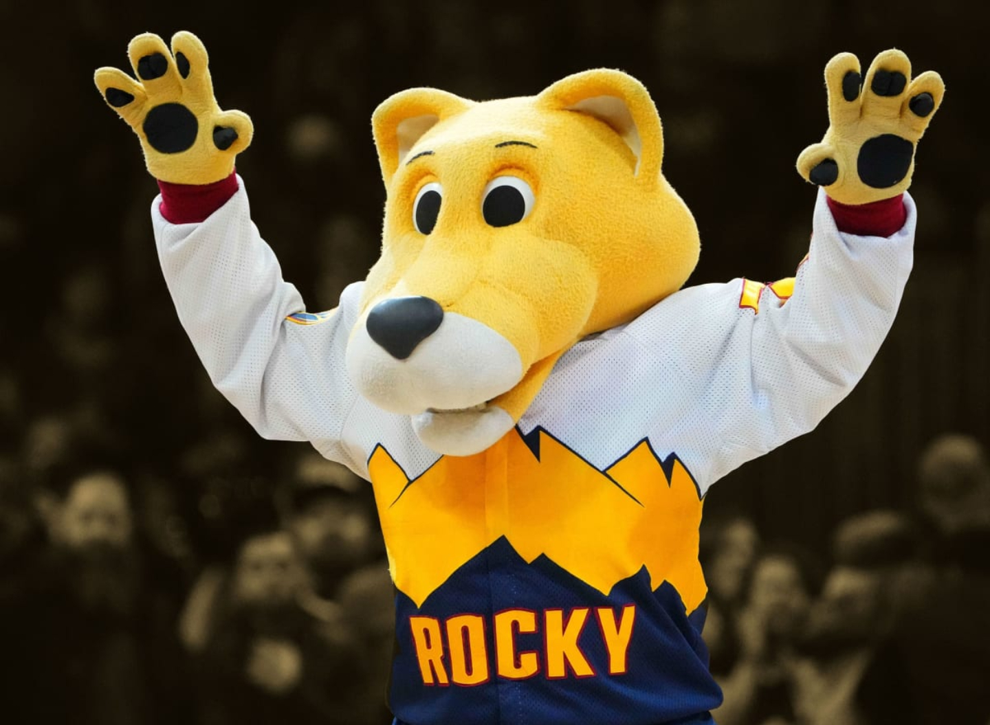 Découvrez l'énorme salaire des mascottes de la NBA, mieux payées que ...