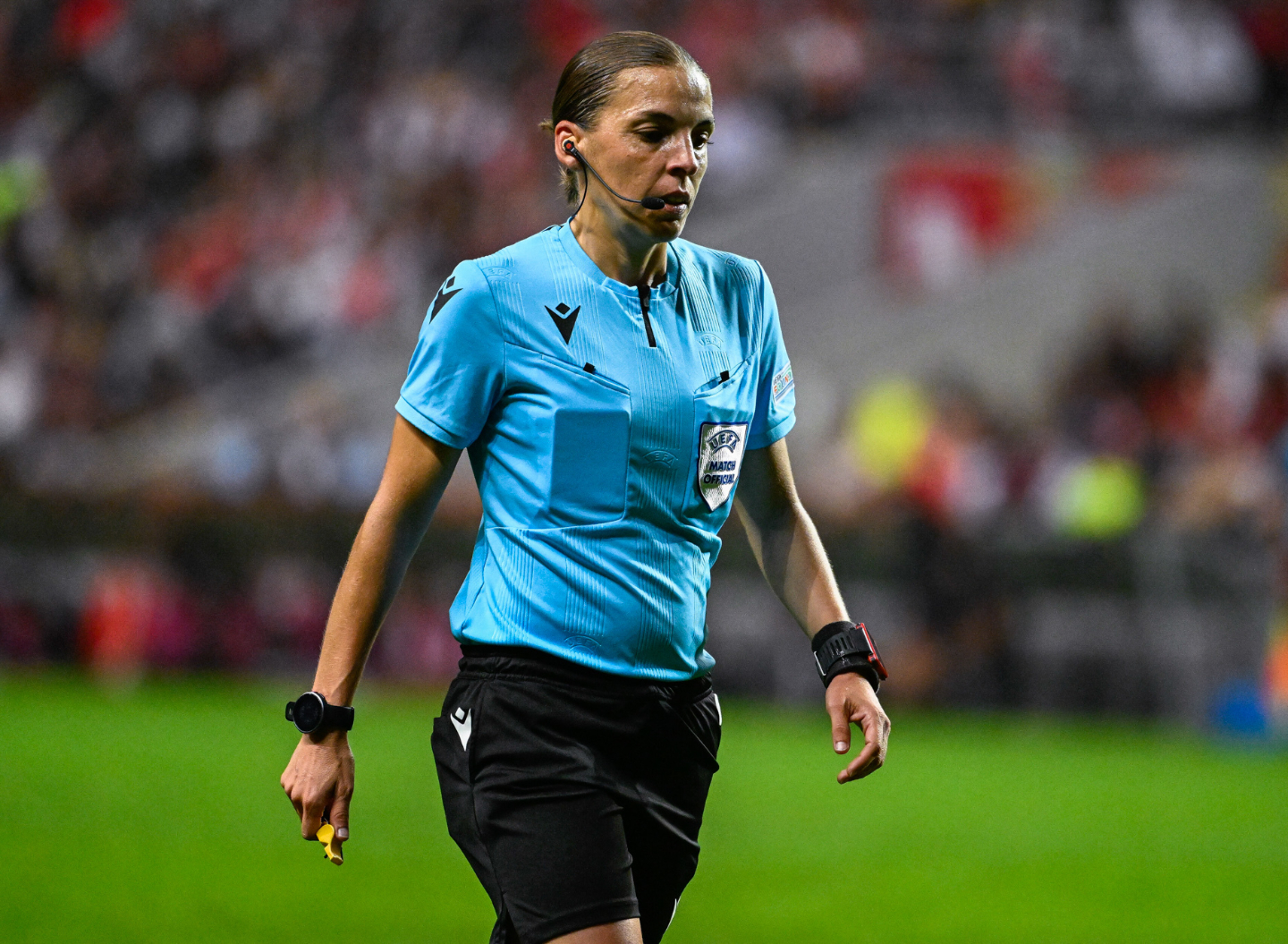 L'arbitre Stéphanie Frappart explique avoir été draguée par un joueur ...
