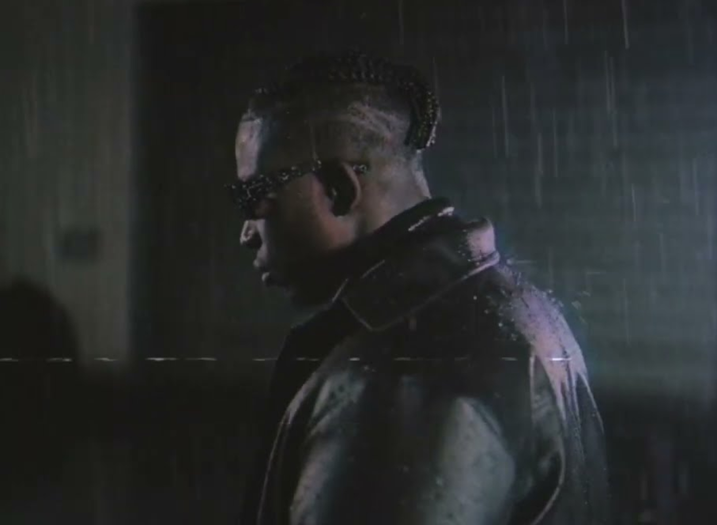 Bosh annonce la sortie de son nouvel album en musique