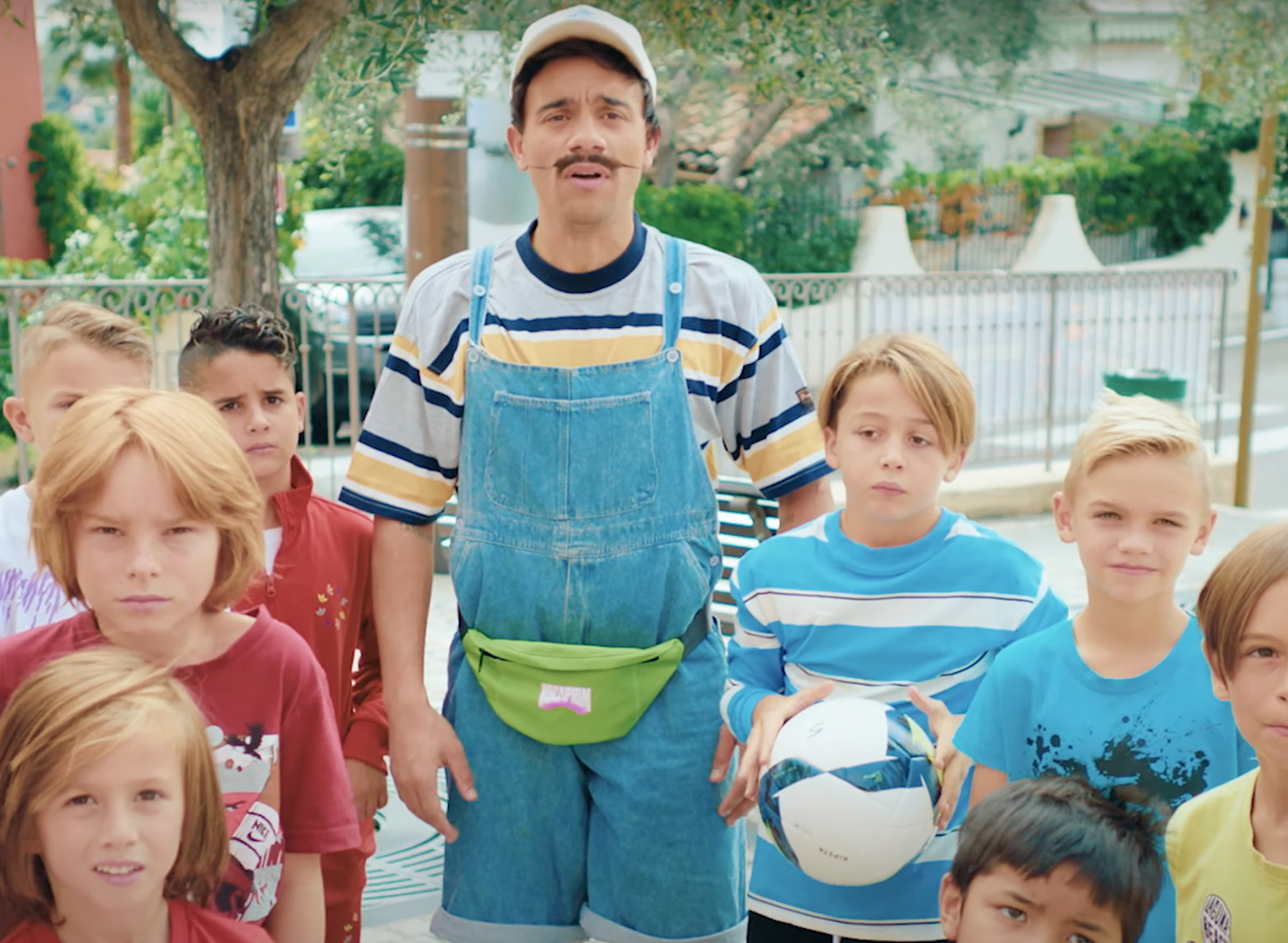 Mister V dévoile deux nouvelles pizzas à travers une vidéo exclusive