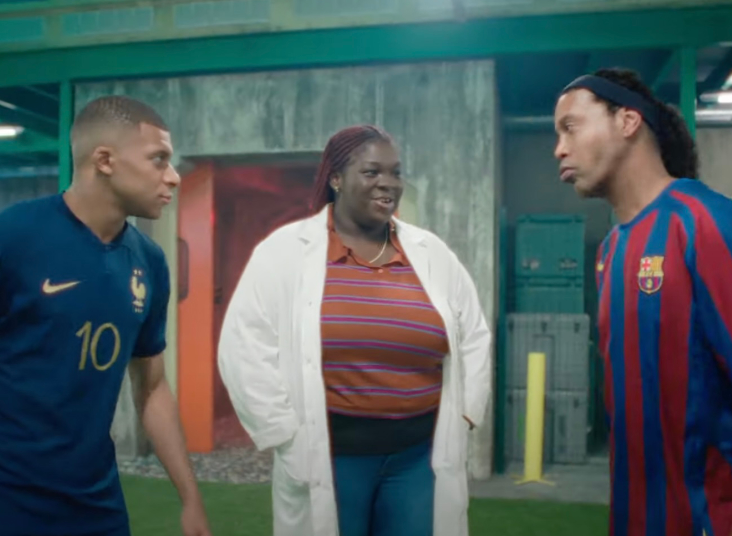 Mbappé, CR7, R9 et Ronaldinho réunis dans une pub Nike incroyable