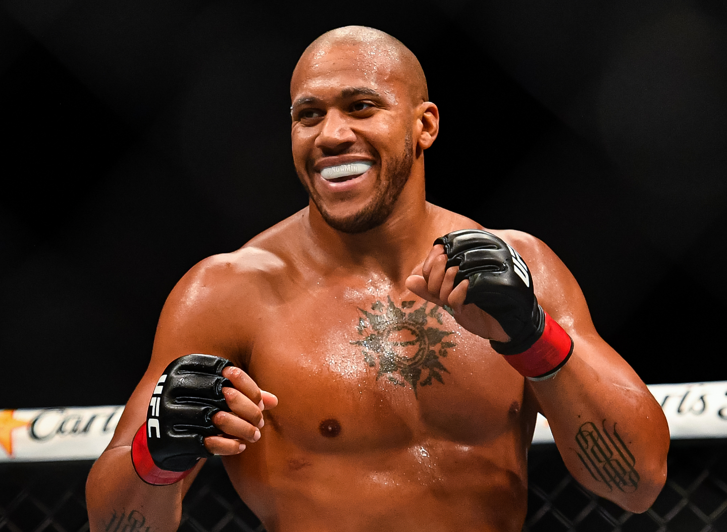 Ciryl Gane et un combat contre Mike Tyson : « Je l'éteins directement