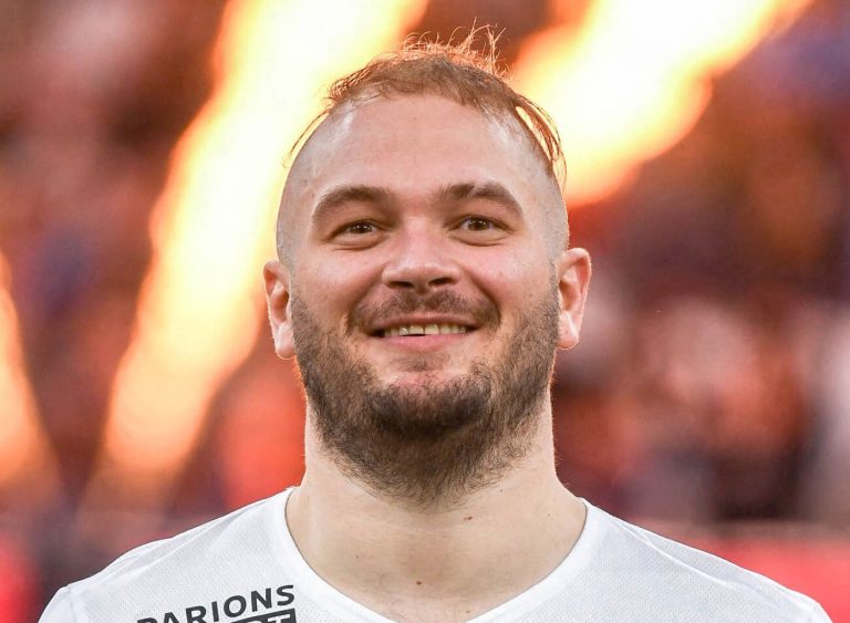 Jul : les grosses ventes en trois jours de son album Coeur blanc