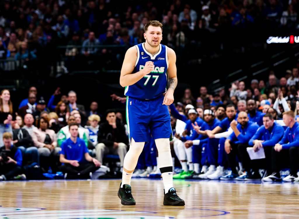 Triple-double et 60 points... la soirée de rêve de Luka Doncic qui signe un record en NBA