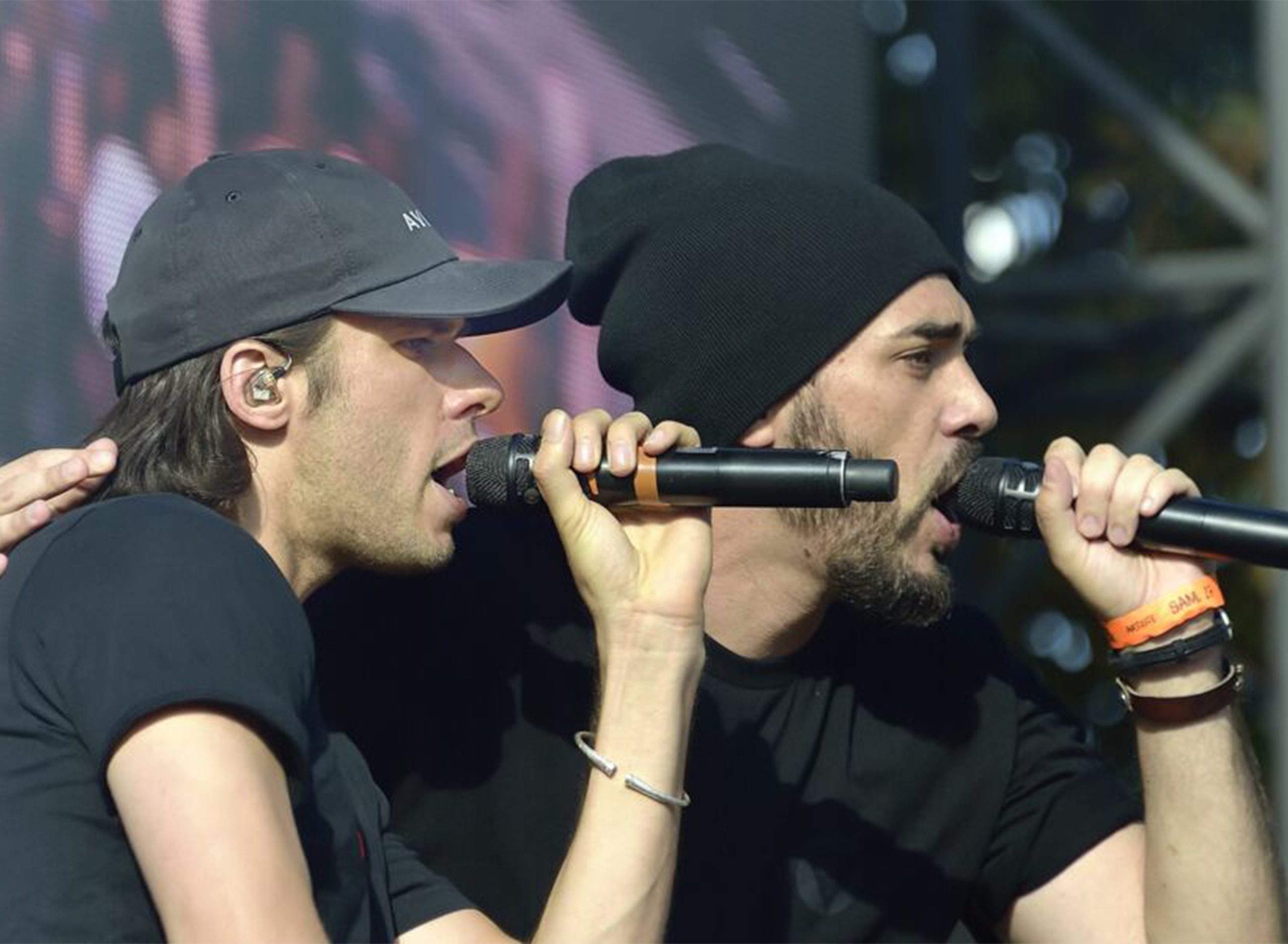 En plein live, Orelsan demande des explications à Gringe sur une ...