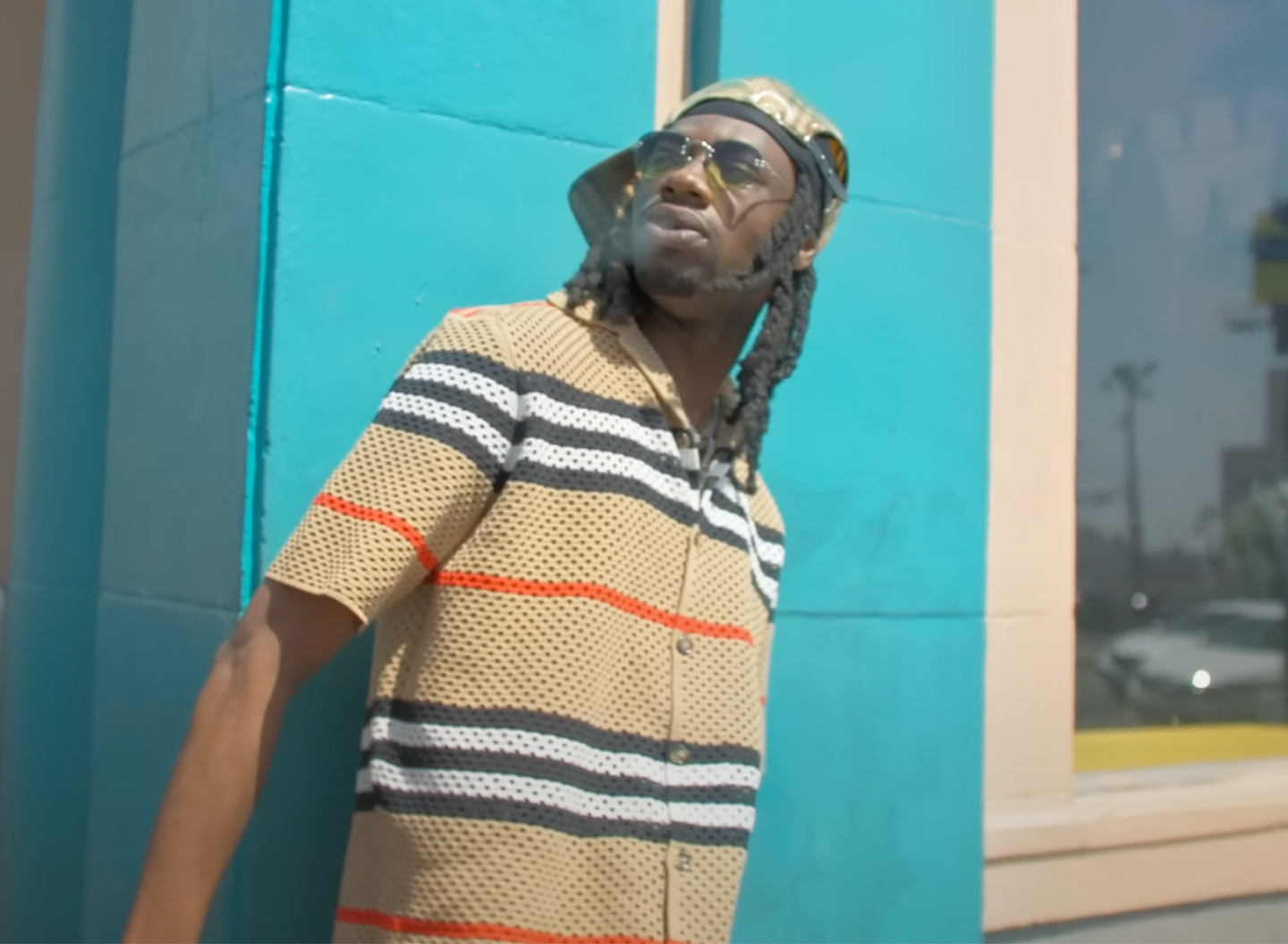 Rapi Sati vient de recevoir un nouveau colis sous Brocolis