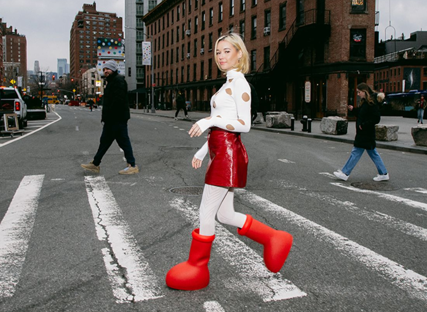 Des bottes inspirées d'Astro Boy font le buzz