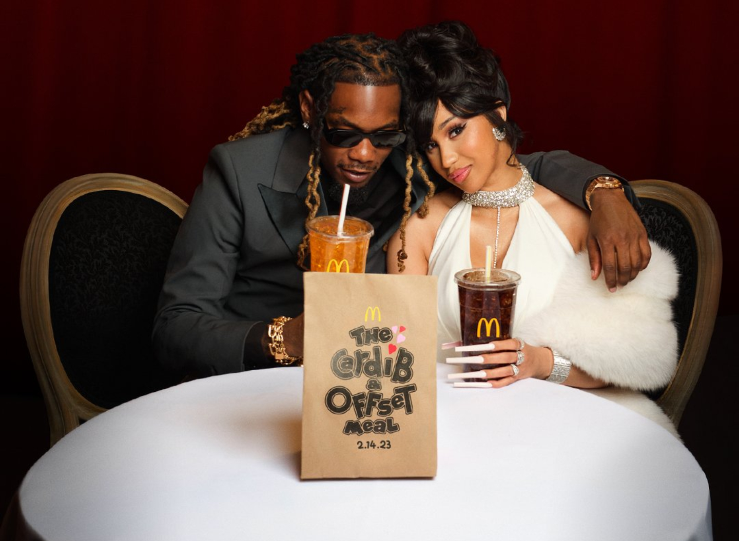 Cardi B et Offset dévoilent des menus en collaboration avec McDonald's pour la Saint-Valentin