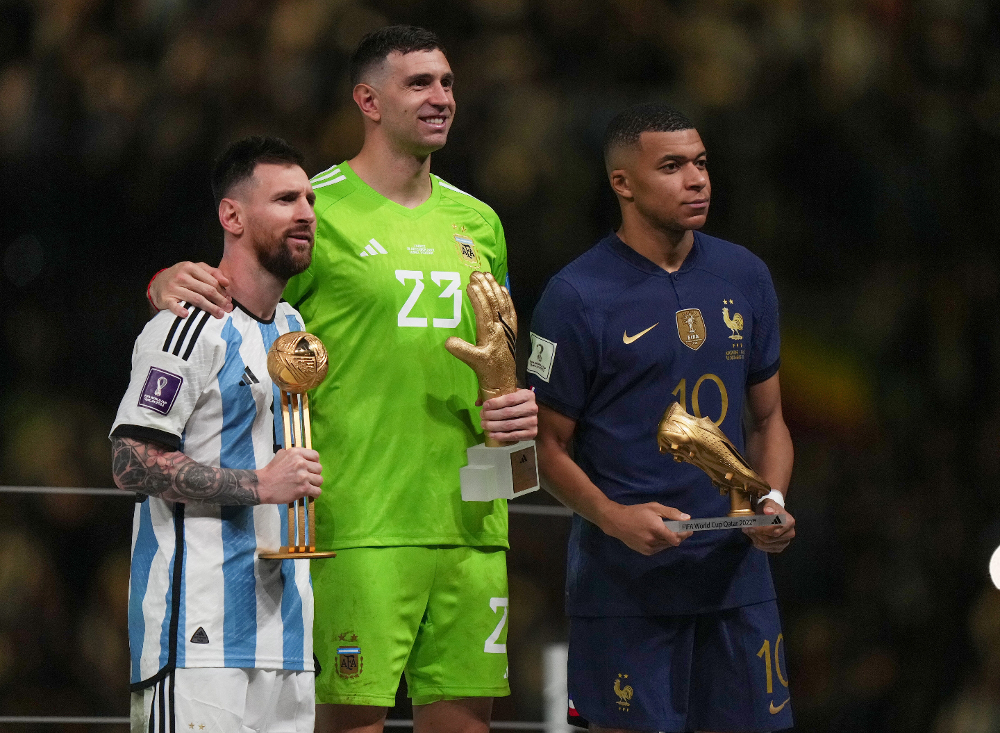 Kylian Mbappé : Emiliano Martinez revient sur son chambrage... et ...