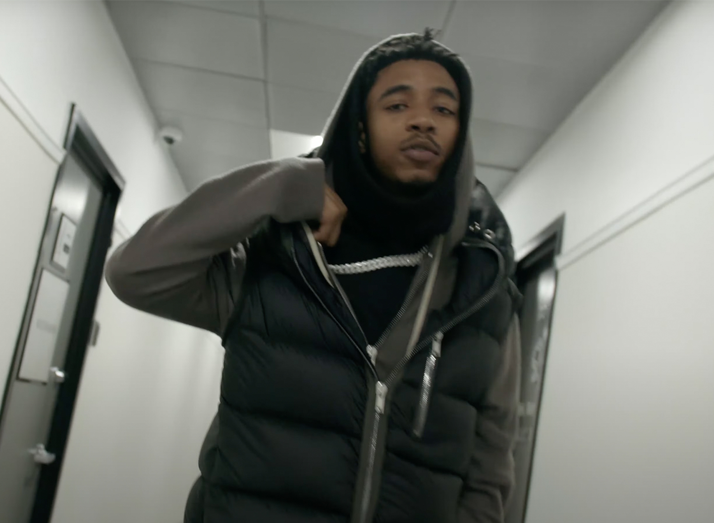 BuShi rend hommage à XXXTentacion dans son dernier clip X