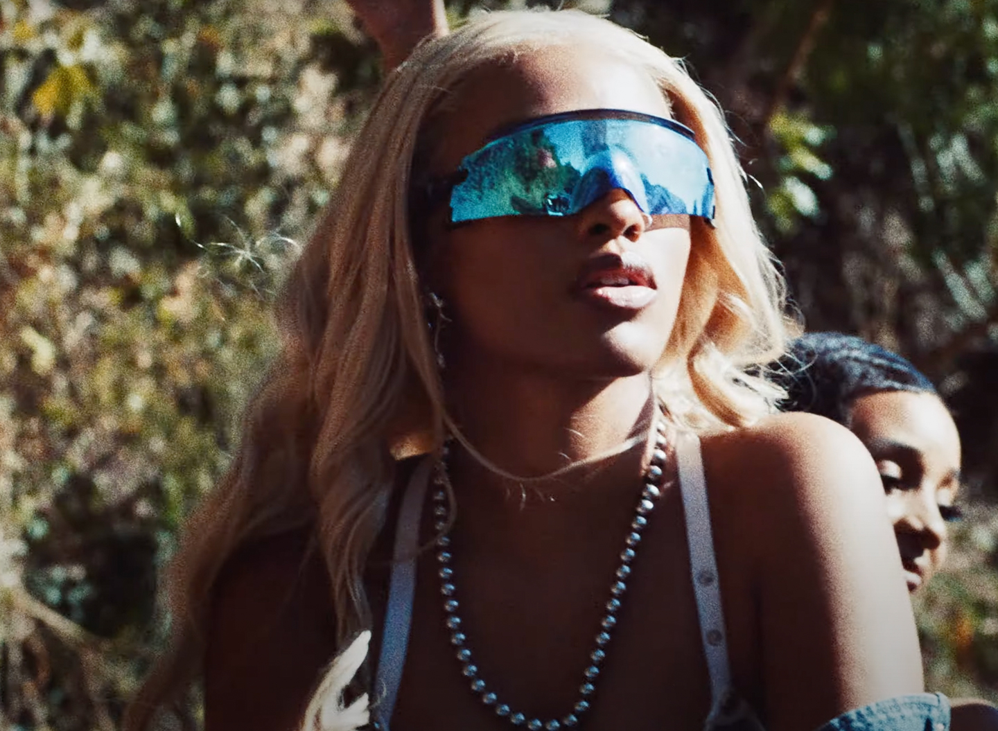 Shay revient fort avec Jolie Go