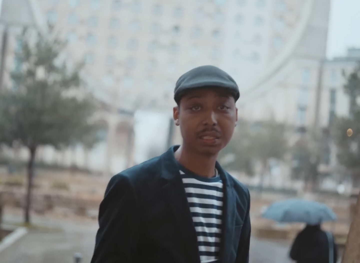 Guizmo se livre sur Madre Mia