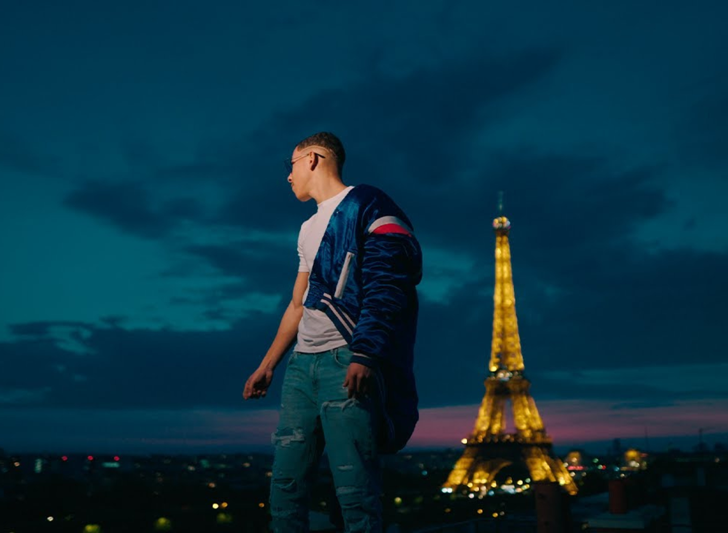 Dwen a de la frappe de Toutes les couleurs