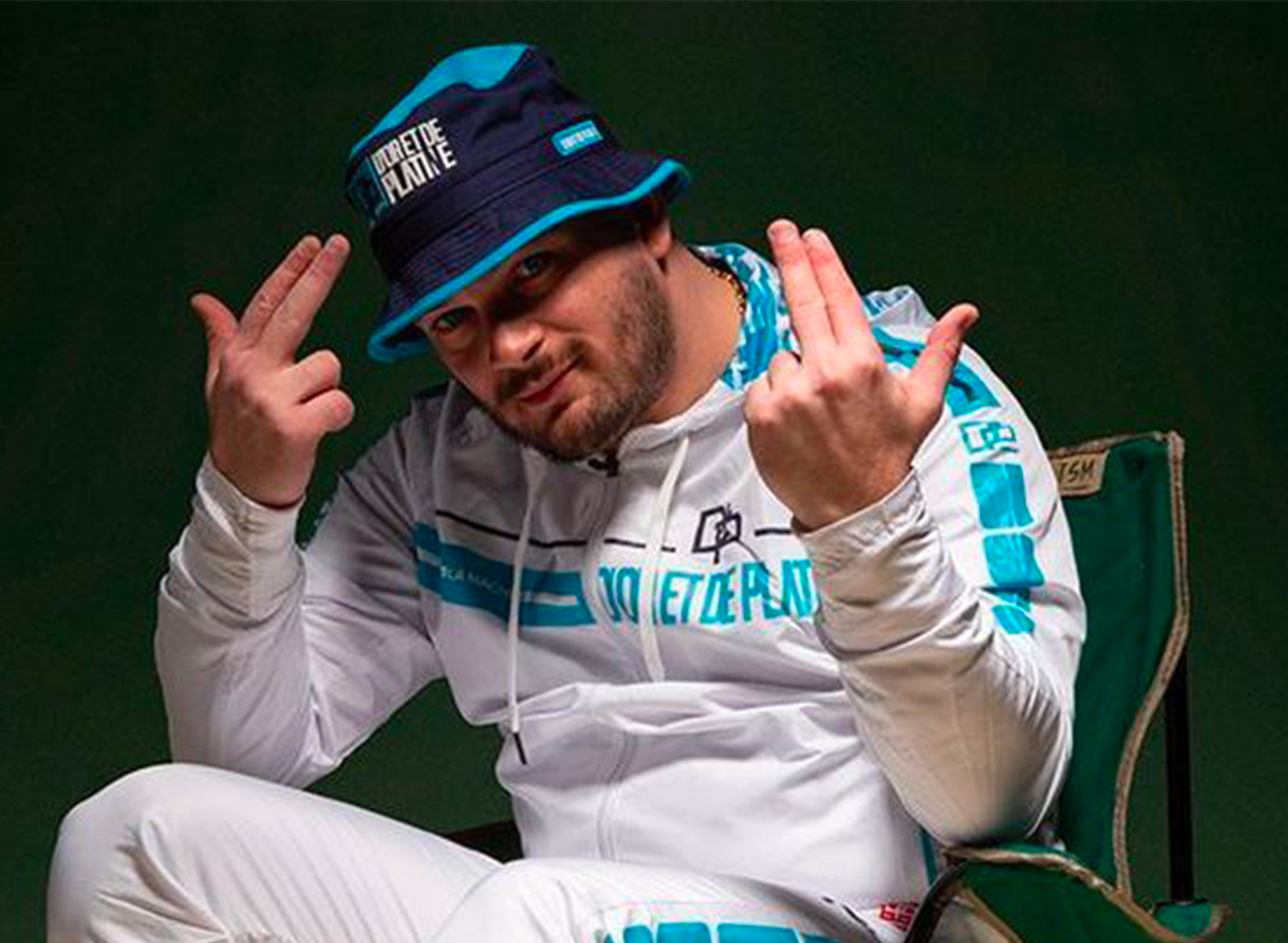 Jul livre de nouvelles infos sur son futur album et lance un appel à ...