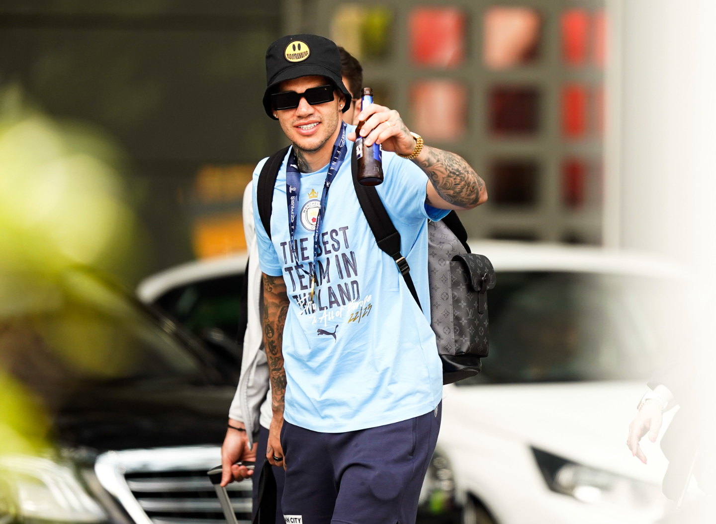 Manchester City : Ederson aperçu en train de prendre du Snus en pleine ...