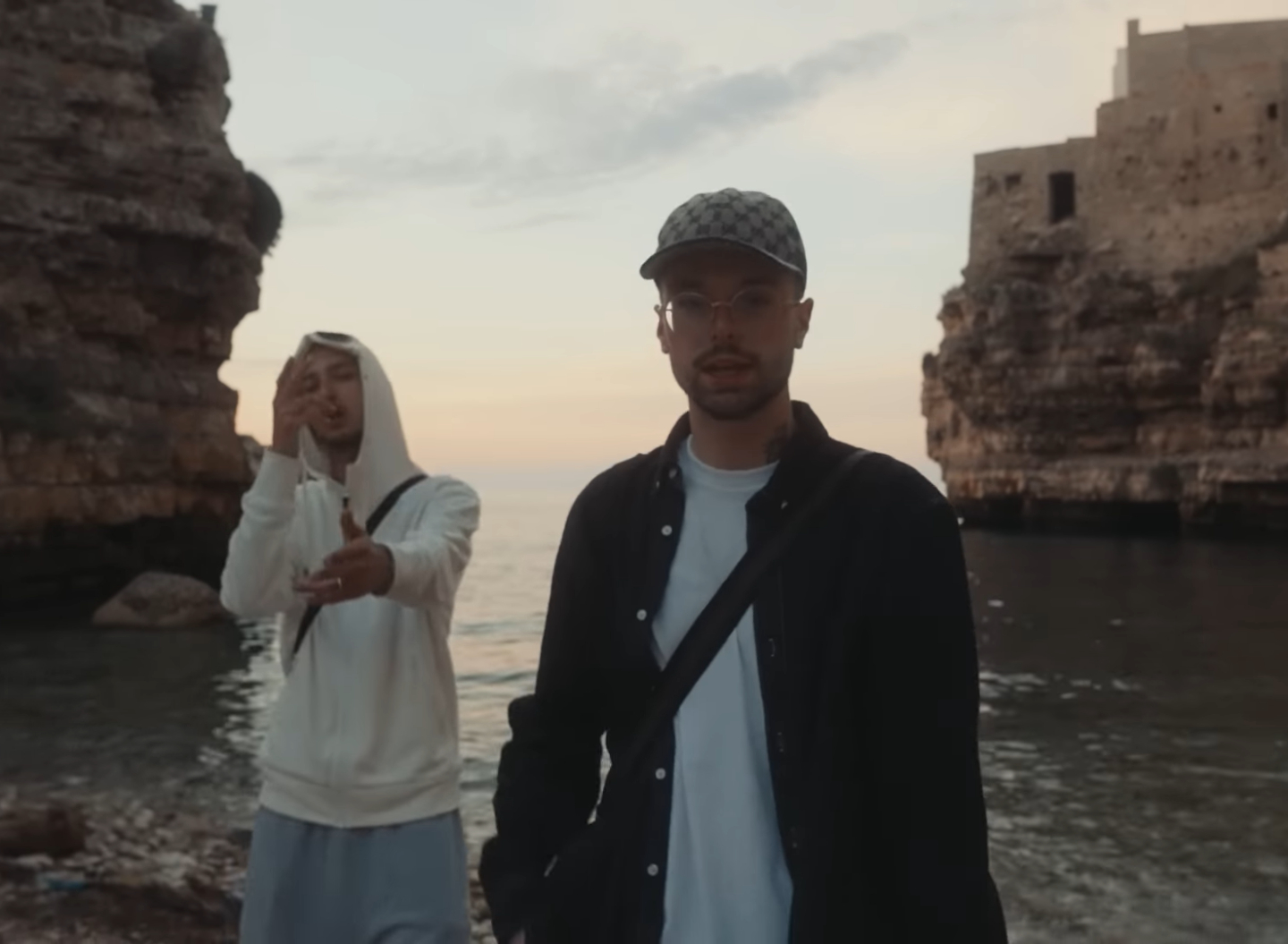 Wallace Cleaver enchaîne avec Dans ma tête