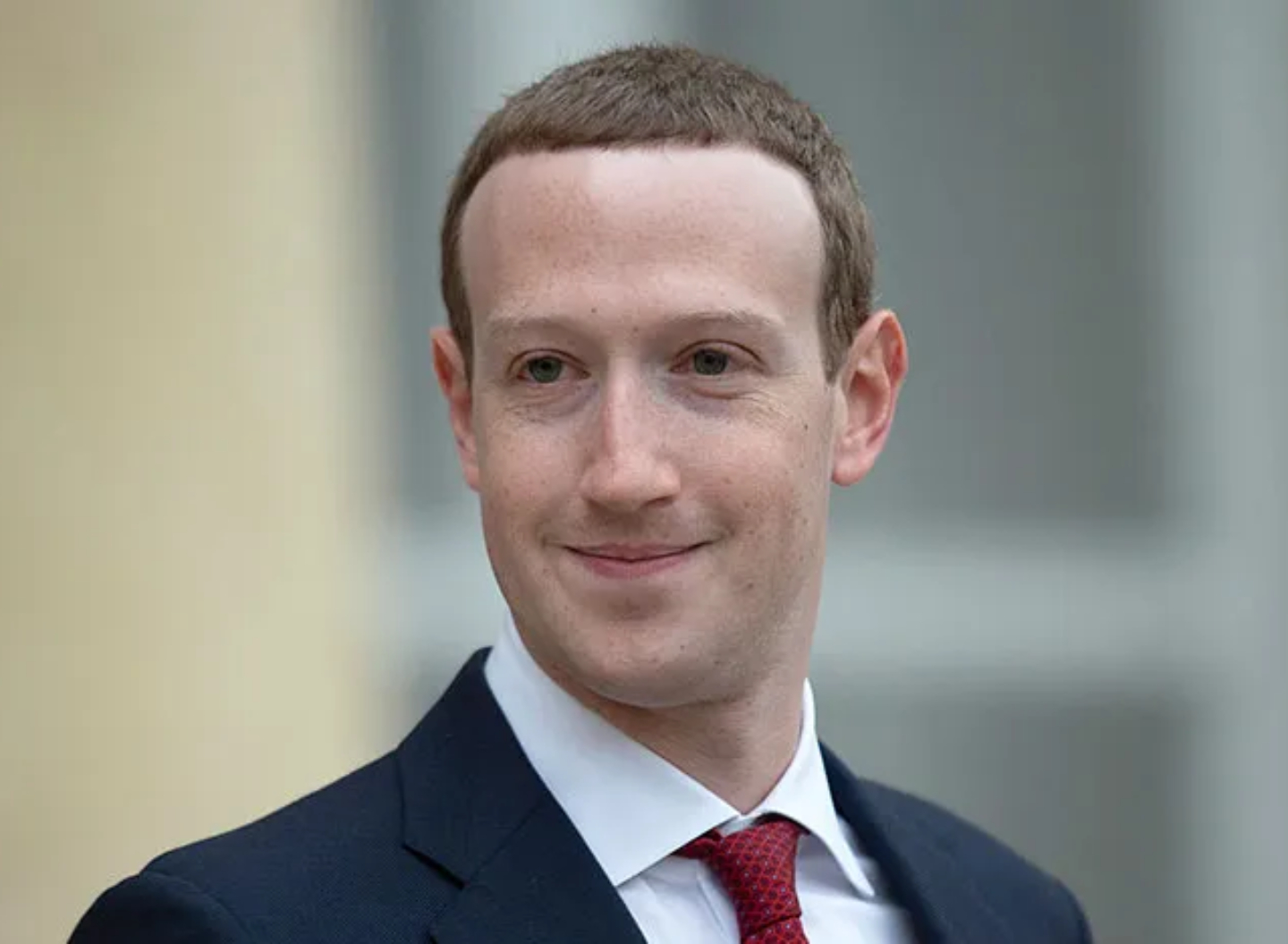 Elon Musk VS Mark Zuckerberg : le patron de Tesla commence son ...