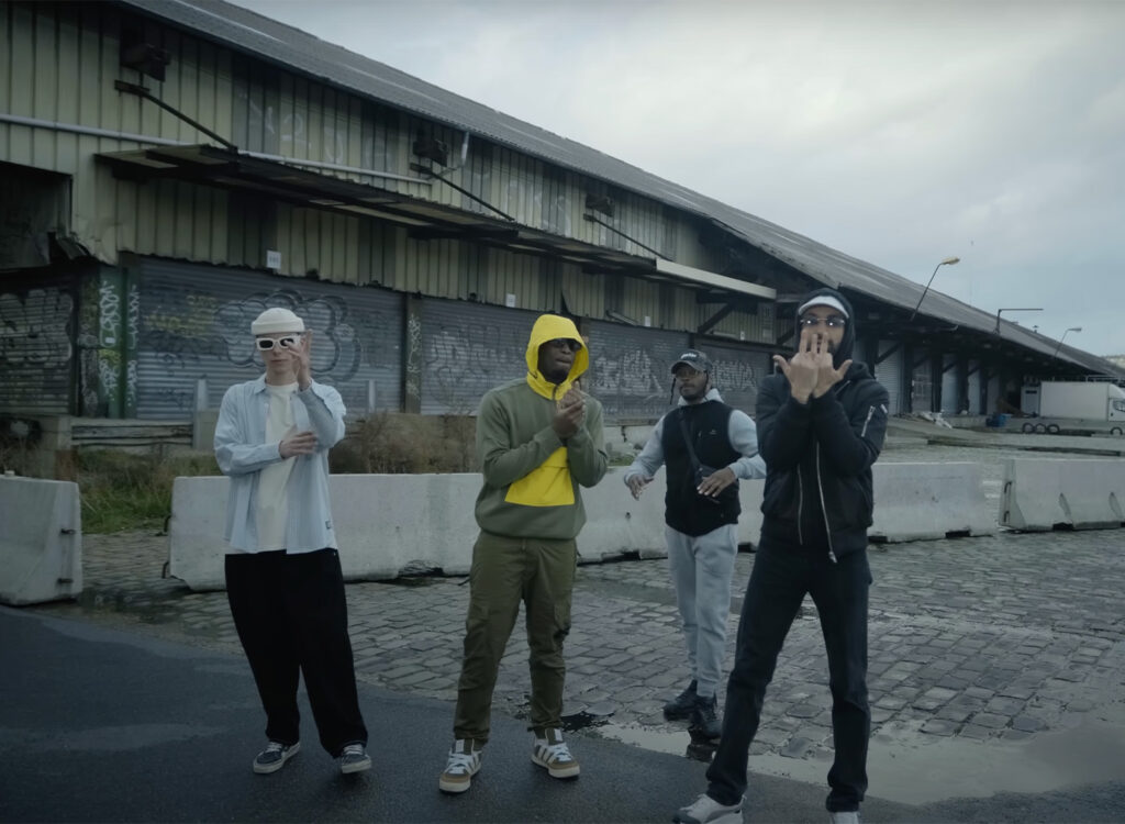 Lpee s'entoure d'une fine équipe Dans la ville